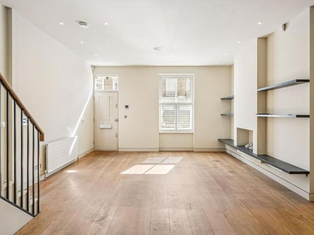 Elegant four bedroom family house to rent on the Ten Acre Estate, Chelsea SW10