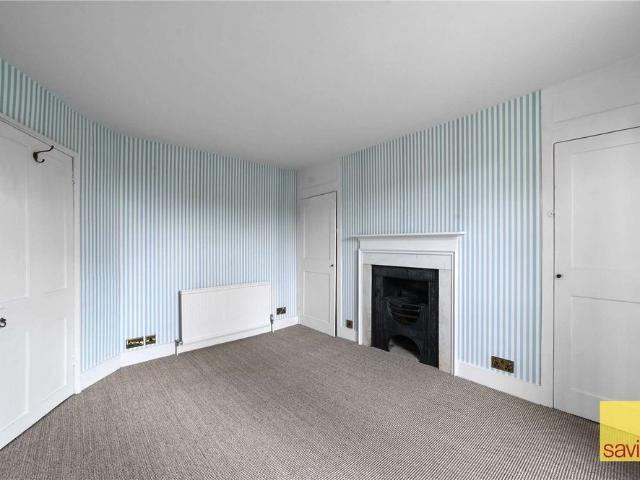 Elegant period house arranged over four floors