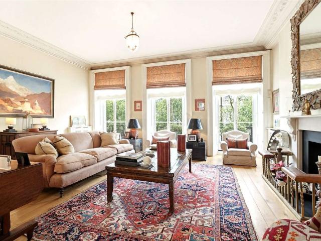 Elegant Period Residence in the Heart of South Kensington