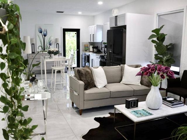 Elegant Room Brickell & Downtown