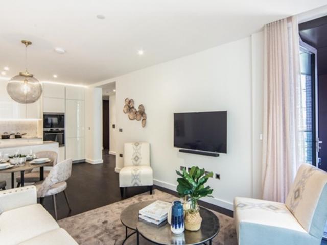 Elegant Sixth Floor Two Bedroom Apartment with Private Balcony & Concierge