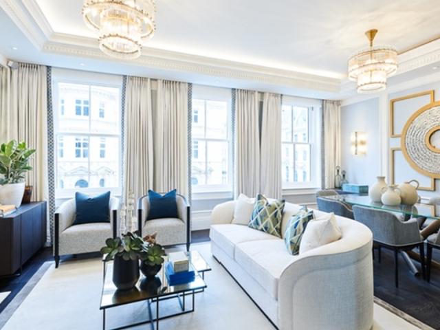 Elegant Two Bedroom Apartment with Juliet Balcony & Premium Finishes