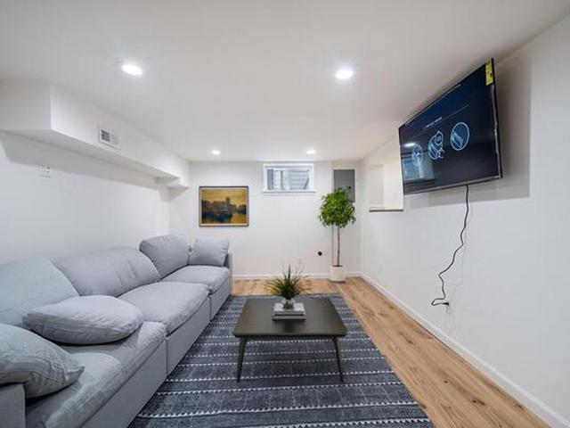 Elegant University Park home by Columbia Park & UP