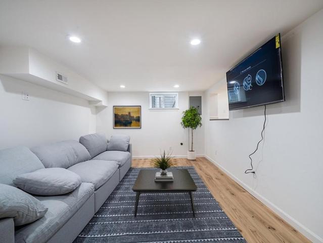 Elegant University Park home by Columbia Park & UP