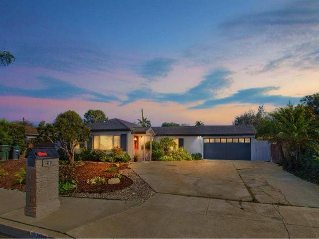 Elegant 4 Bedroom House in Costa M