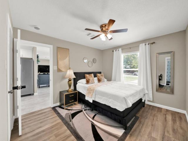 Elegant 4BD Near Med Center and NRG Studium. Mahen