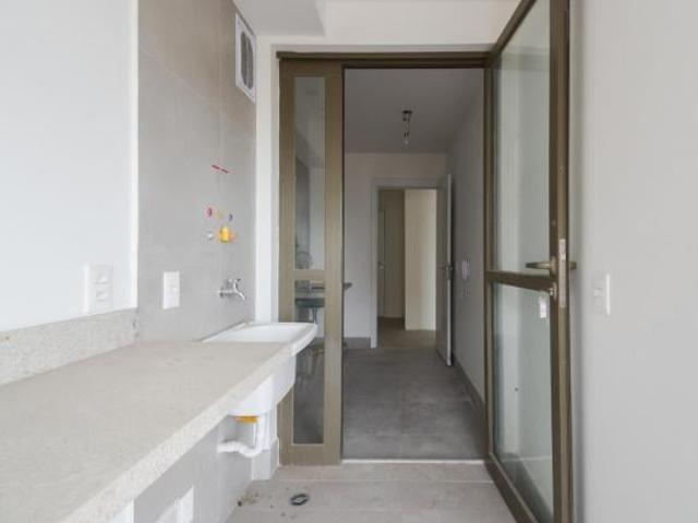 Confortável apartamento para venda em Vila Mariana com 2 quartos, sendo 1 suíte, 66m²