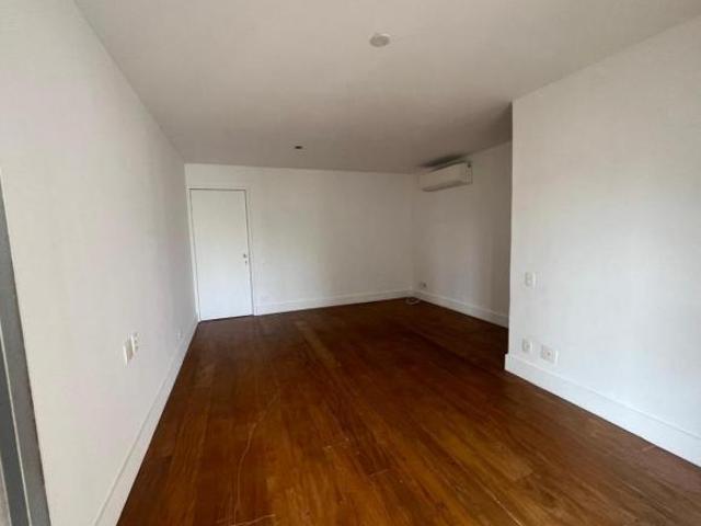 Sensacional apartamento para venda em Vila Nova Conceição com 2 quartos, sendo 1 suíte, 71m²