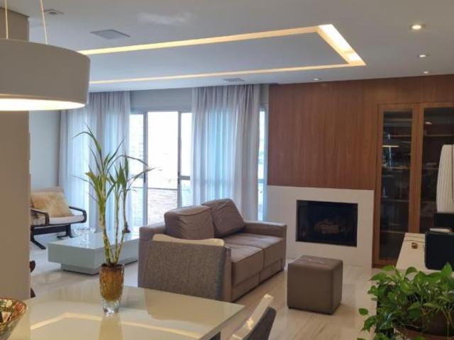 Elegante apartamento para venda e locação em Moema com 4 quartos, sendo 4 suítes, 178m²