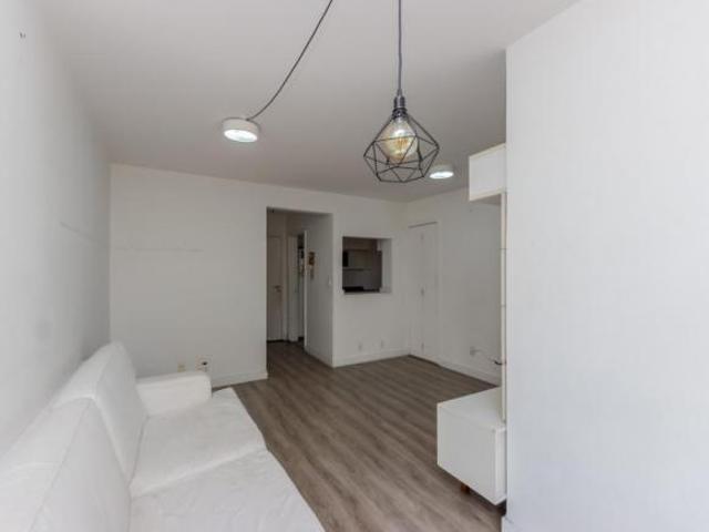 Elegante apartamento para venda em Moema com 2 quartos, 67m²