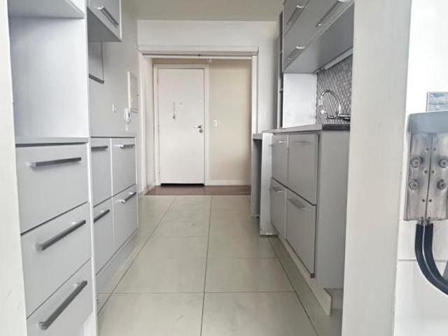 Versátil apartamento para venda em Moema com 2 quartos, sendo 1 suíte, 85m² remaxempire#2I87J