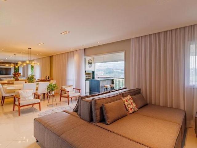 Elegante apartamento para venda em Alphaville com 3 quartos, sendo 3 suítes, 144m²