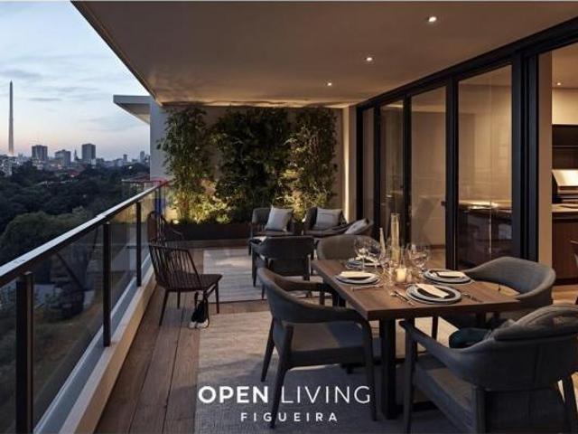 Atraente apartamento para venda em Cambuí com 3 quartos, sendo 3 suítes, 172m²