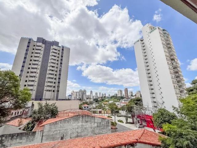 Atraente apartamento para venda em Chácara Inglesa com 3 quartos, sendo 1 suíte, 82m² marianne fuj