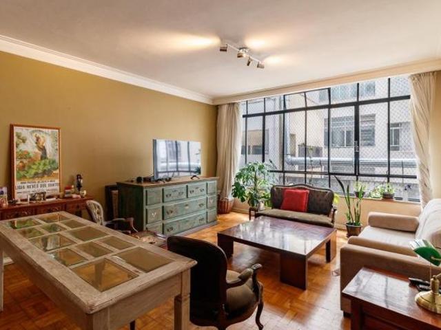 Elegante apartamento para venda em Jardim Paulista com 3 quartos, sendo 1 suíte, 156m²