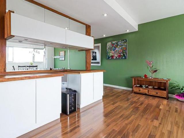 Agradável apartamento para venda em Jardim Paulista com 3 quartos, 156m²