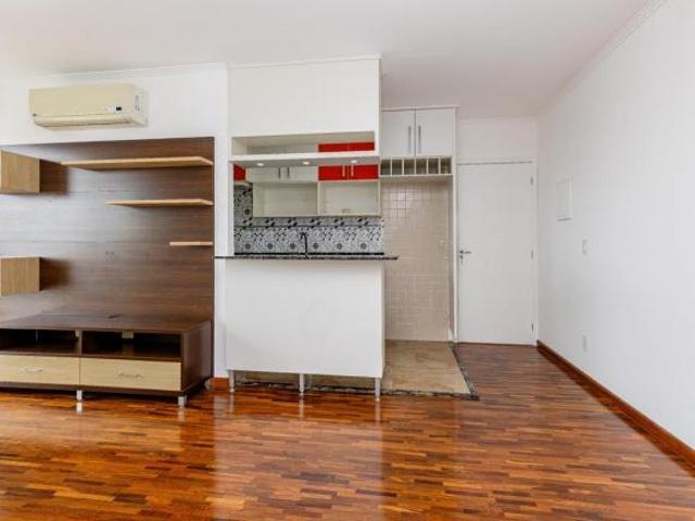 Versátil apartamento para venda em Vila Alexandria com 2 quartos, sendo 1 suíte, 65m²
