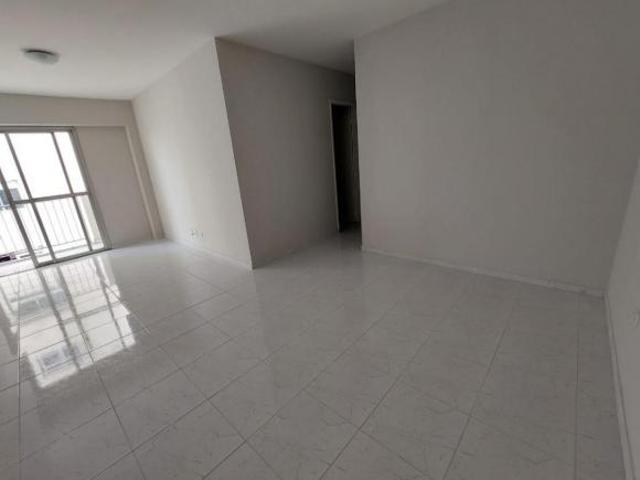 Aconchegante apartamento para venda em Vila Santo Estéfano com 3 quartos, sendo 1 suíte, 86m²