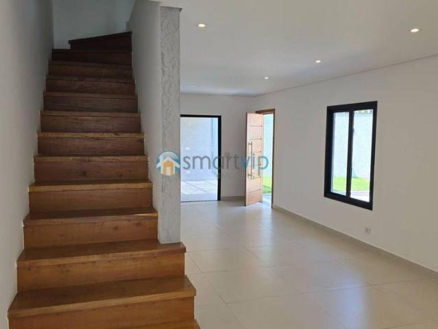 Elegante Casa Na Praia de Boiçucanga Com 3 Dormitórios