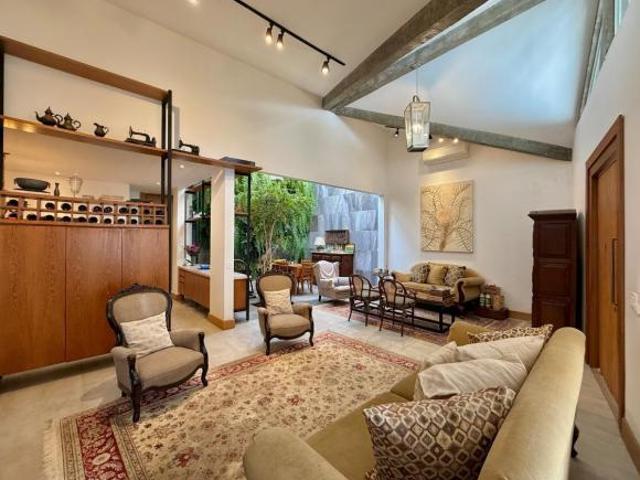 Deslumbrante casa para venda em Jardim dos Estados com 4 quartos, sendo 4 suítes, 393m² remaxfront