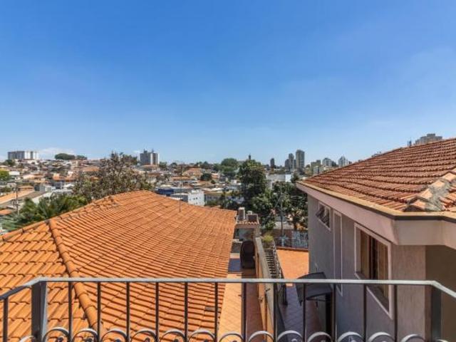 Funcional casa para venda em Jardim São José Zona Norte com 4 quartos, sendo 2 suítes, 202m² rem