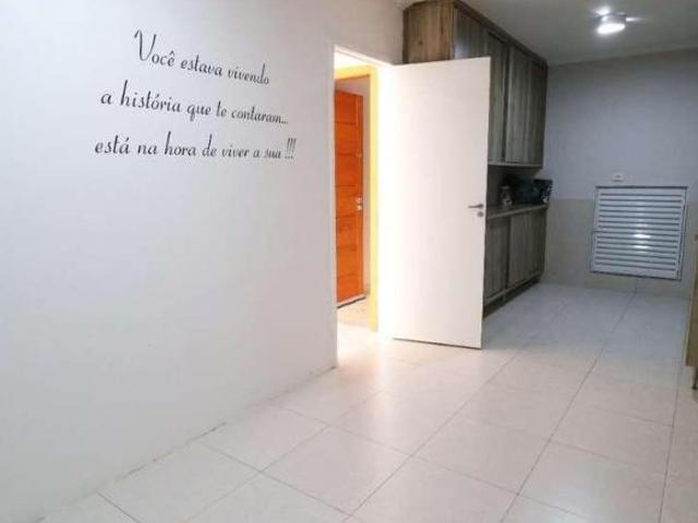 Aconchegante casa para venda em Lauzane Paulista com 3 quartos, sendo 3 suítes, 156m²