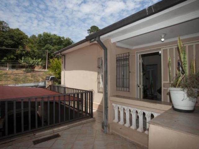 Confortável casa para venda em Vila Barreto com 3 quartos, 170m²