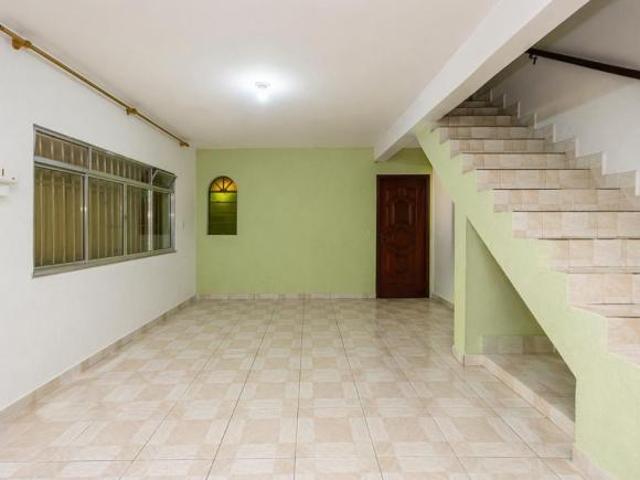 Elegante casa para venda em Vila Sofia com 3 quartos, sendo 1 suíte, 168m²