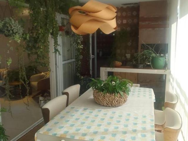 Elegante, Charmoso e Encantador Apartamento de Alto Padrão Mobiliado