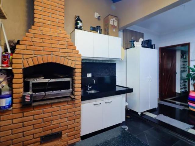 Atraente sobrado para venda em Jardim Felicidade Zona Oeste com 3 quartos, sendo 1 suíte, 200m²