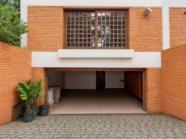 Deslumbrante sobrado para venda em Pinheiros com 4 quartos, sendo 2 suítes, 191m²