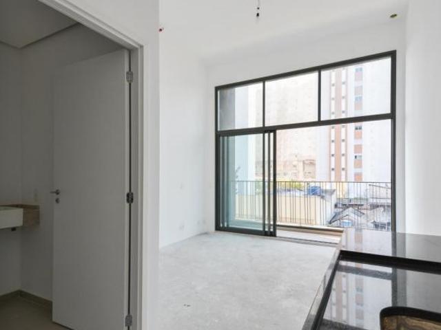 Sensacional studio para venda em Pinheiros com 1 quarto, 27m²