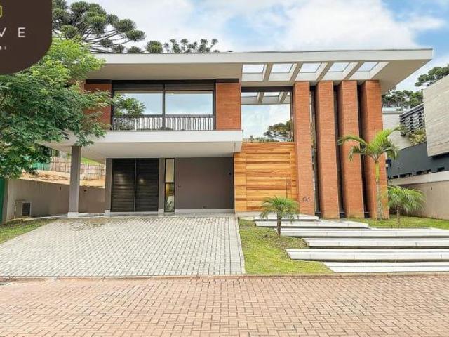 Elegância, Conforto e Sofisticação para a Sua Família no Condomínio Reserva Natural Portofino, em Sa