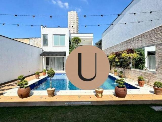 Elegância e Conforto: Sobrado de Luxo na Mooca