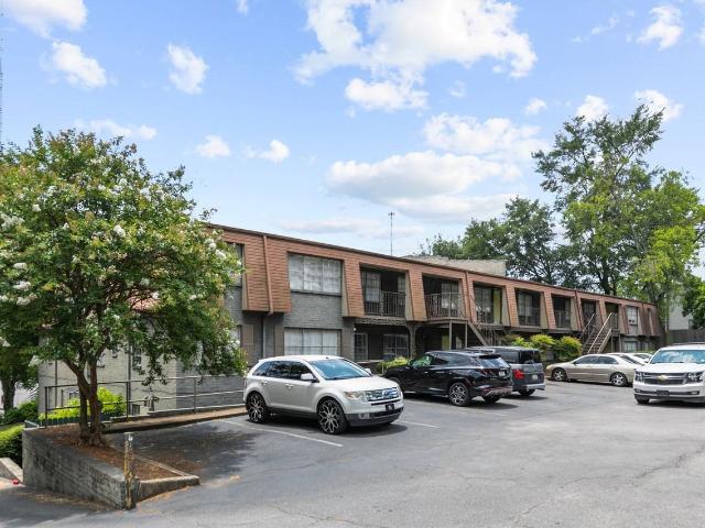Element 26 2 Bedroom Apartment for Rent at 1608 14th Ave S, Birmingham, AL 35205 Five Points South