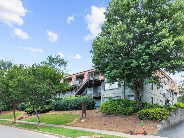 Element 26 2 Bedroom Apartment for Rent at 1608 14th Ave S, Birmingham, AL 35205 Five Points South