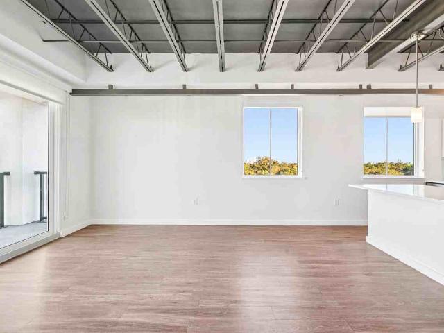 Elements on Third 2 Bedroom Apartment for Rent at 3201 3rd Ave N, St. Petersburg, FL 33713 Central Plaza