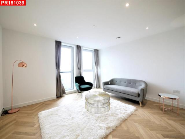 Elephant and Castle – 1 Bedroom Flat 1 bed flat to rent £2,700 pcm £623 pw