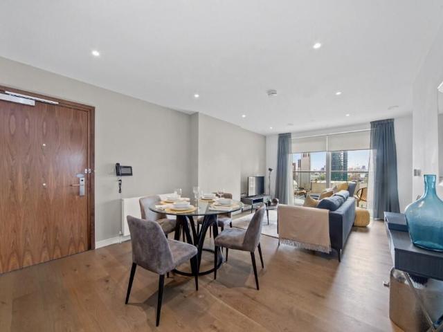 Elephant Park, Elephant & Castle SE17, 1 bed flat to rent, £2,605 pcm | PrimeLocation