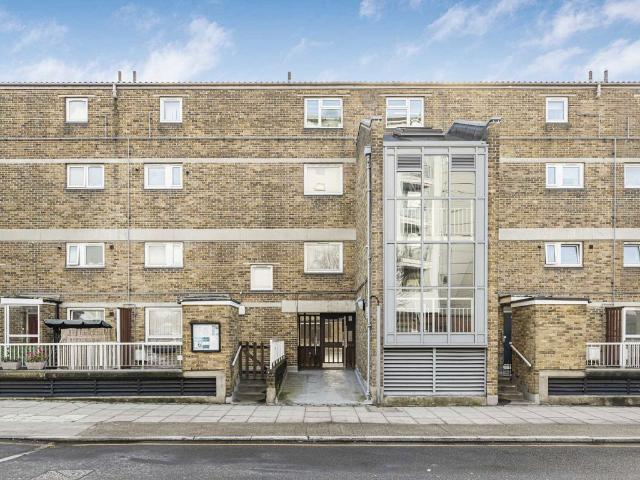 Elf Row, Shadwell E1W, 4 bed flat to rent, £3,600 pcm | PrimeLocation