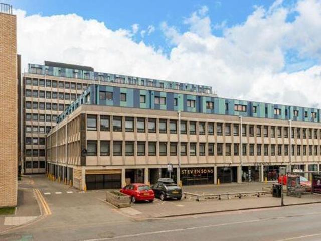 / Elfin Square, Edinburgh, 1 Bedroom Flat