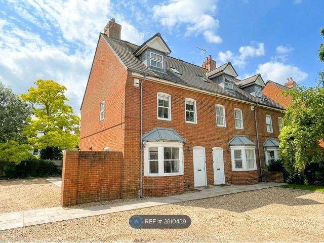 Elgar Bretts Court, Canterbury CT1, 4 bed semi detached house to rent, £1,999 pcm | PrimeLocation