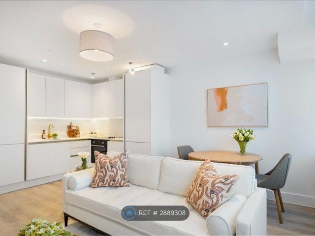 Elgar House, Streatham SW16, 1 bed flat to rent, £1,600 pcm | PrimeLocation