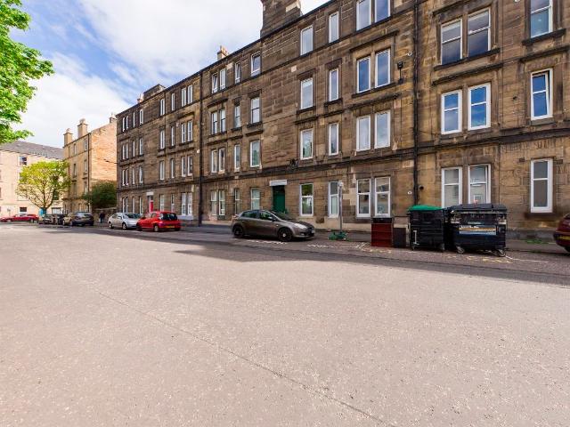 Elgin Terrace, Abbeyhill, Edinburgh EH7, 1 bed flat to rent, £1,100 pcm | PrimeLocation