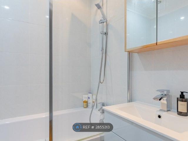Elgin Avenue, London W9, 1 bed flat to rent, £3,500 pcm | PrimeLocation