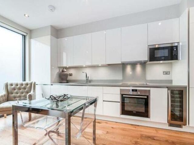 Elgin Avenue, Maida Vale, 2 Bedroom Flat