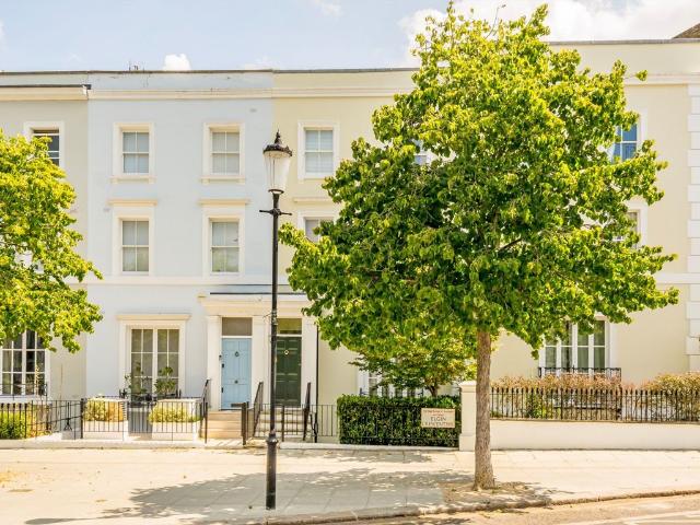 Elgin Crescent, Holland Park W11, 1 bed property to rent, £3,250 pcm | PrimeLocation