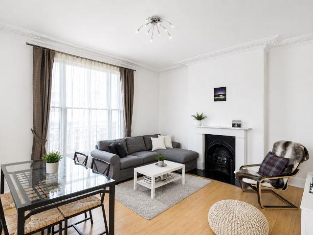 Elgin Crescent, Notting Hill W11, 2 bed maisonette to rent, £3,500 pcm | PrimeLocation