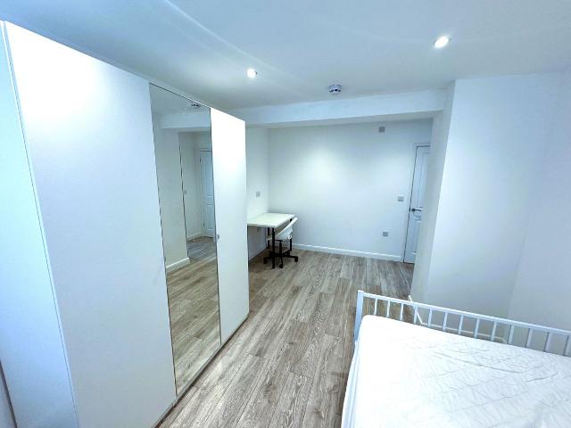 Elgin Road, Ilford IG3, Room to rent, £950 pcm | PrimeLocation