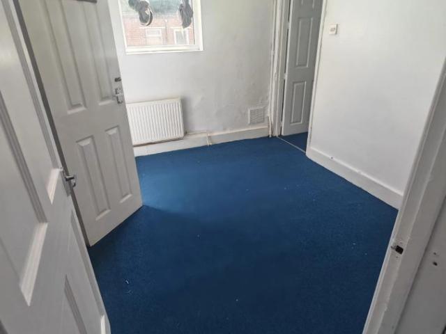 Elgin Road, Seven Kings, Ilford IG3, 1 bed flat to rent, £1,200 pcm | PrimeLocation